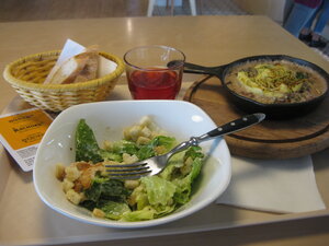 Kitchen Polly (Marshala Katukova Street No:20), restoran  Moskova'dan