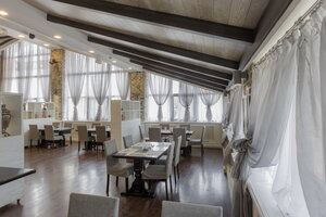 Strelna (St. Petersburg Highway No:58А), restoran  Saint‑Petersburg'dan