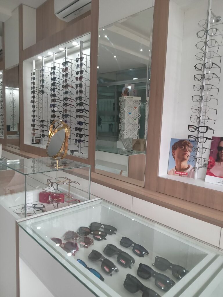 Optik Opticorp Florida Branch, Santa‑Krus, foto