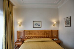 Grand Hotel Flora (Campania, Province of Naples, Sant'Agnello, Sorrento, Corso Italia, 248), otel  Sorrento'dan