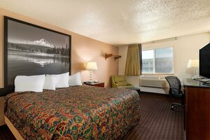 Super 8 by Wyndham Pendleton (Oregon, Umatilla County, Pendleton), otel  Pendleton'dan