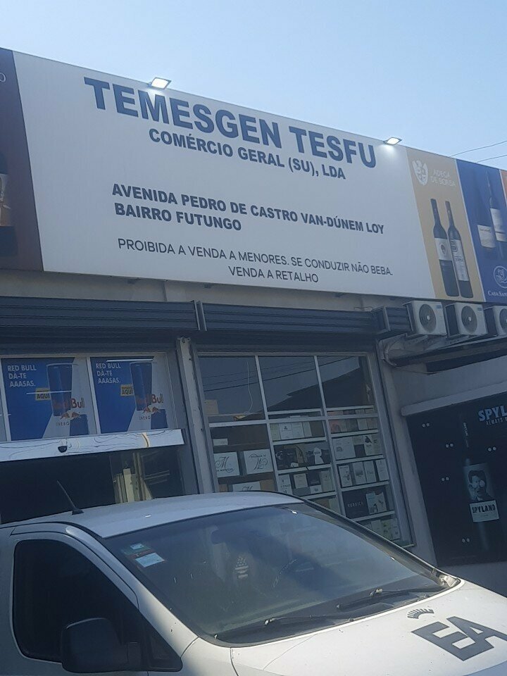Ticari gayrimenkul alım satımı Lucialf Perfect Magoul Venda de Frescos e Alimentares, Loanda, foto