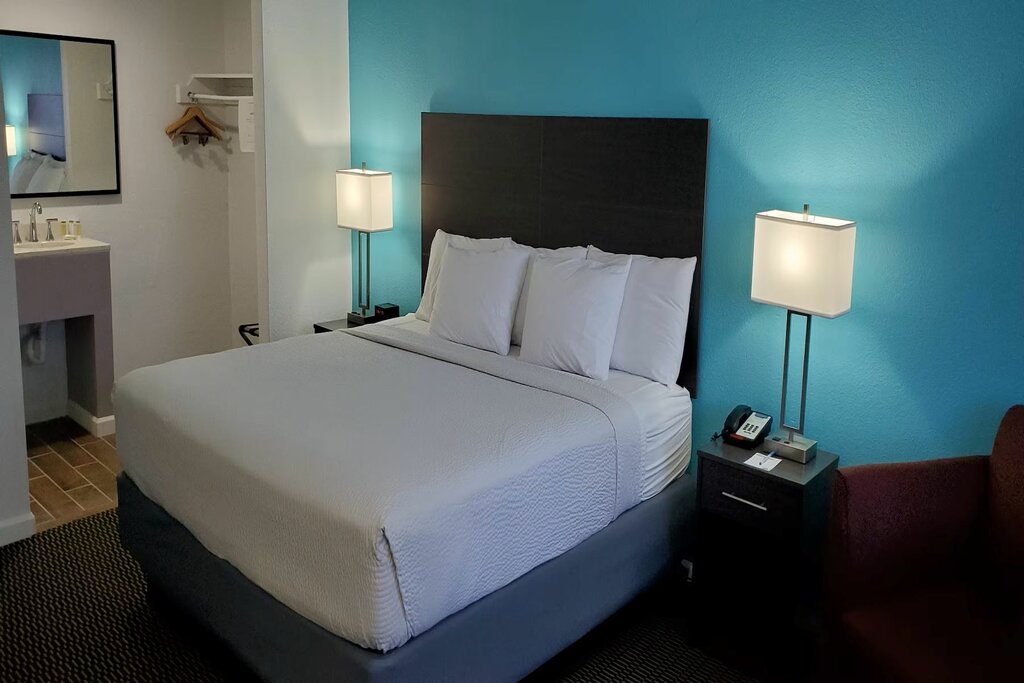 Otel Travelodge by Wyndham Livonia/Canton/Novi Detroit Area, Michigan Eyaleti, foto