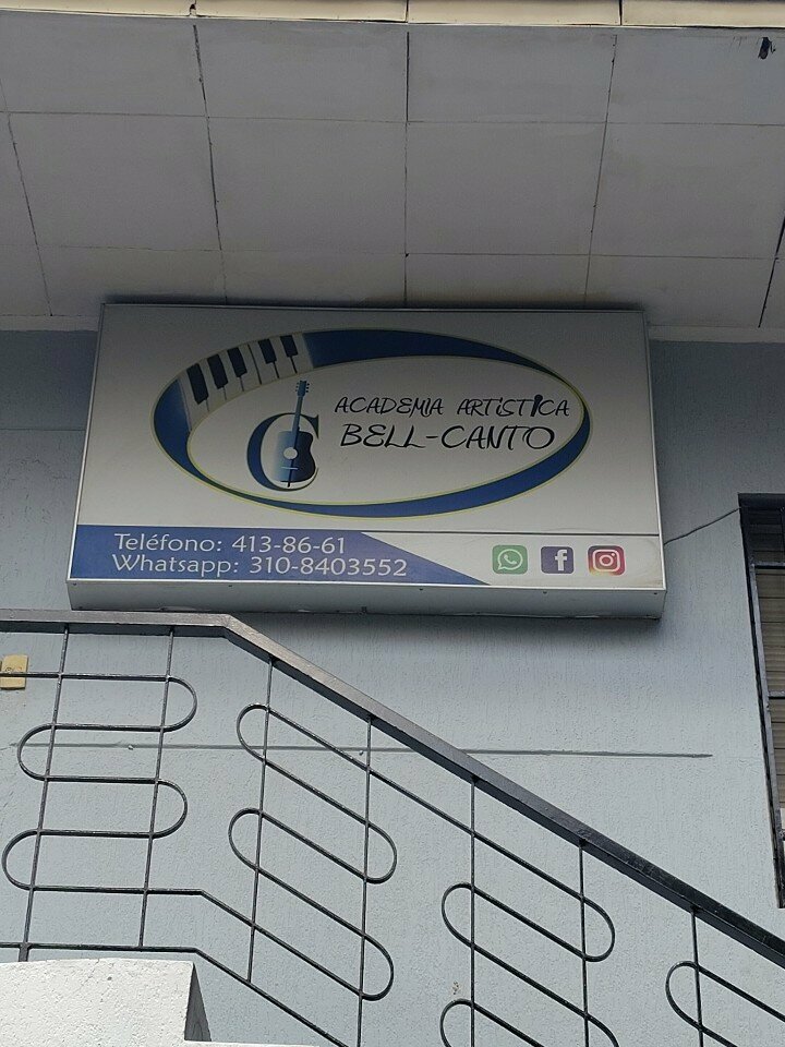 Müzik okulları ve konservatuarlar Academia Artística Bell-canto, Medellin, foto