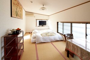 Hotobil (Nara, 181-15 Kainozukacho), otel  Nara'dan