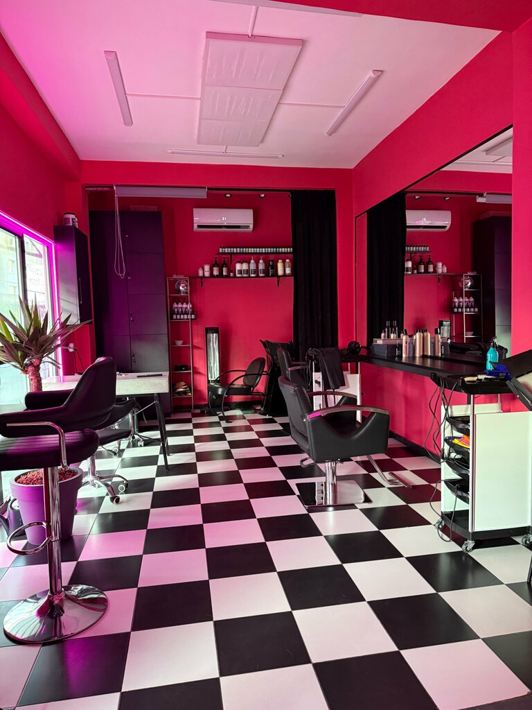 Güzellik salonu Kaitani, Batum, foto