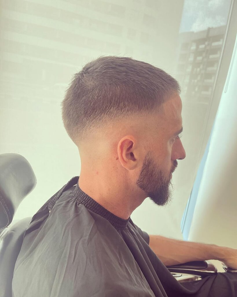 Berberler Sharp Scissors Gents Salon, Dubai, foto