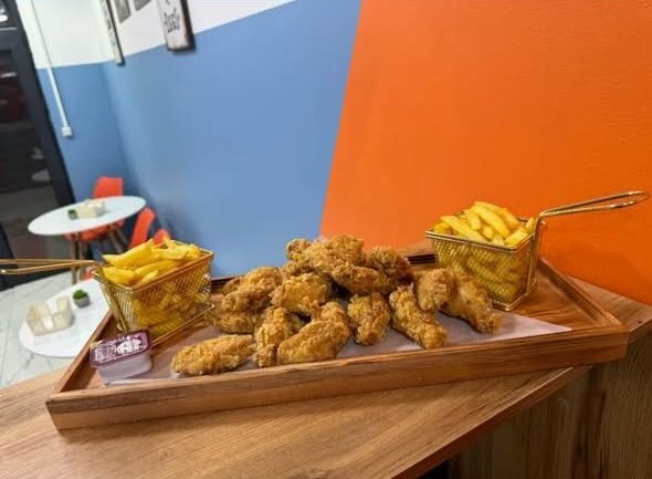 Fast food Gold_chicken, Almatı, foto