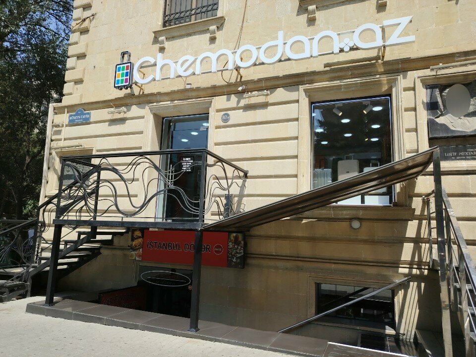 Çanta ve valiz mağazaları Chemodan az, Bakü, foto
