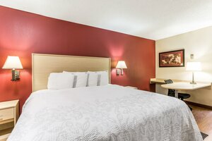 Red Roof Inn Plus+ Nashville North - Goodlettsville (Ohio, Hamilton County, Northgate), otel  Tennessee Eyaleti'nden