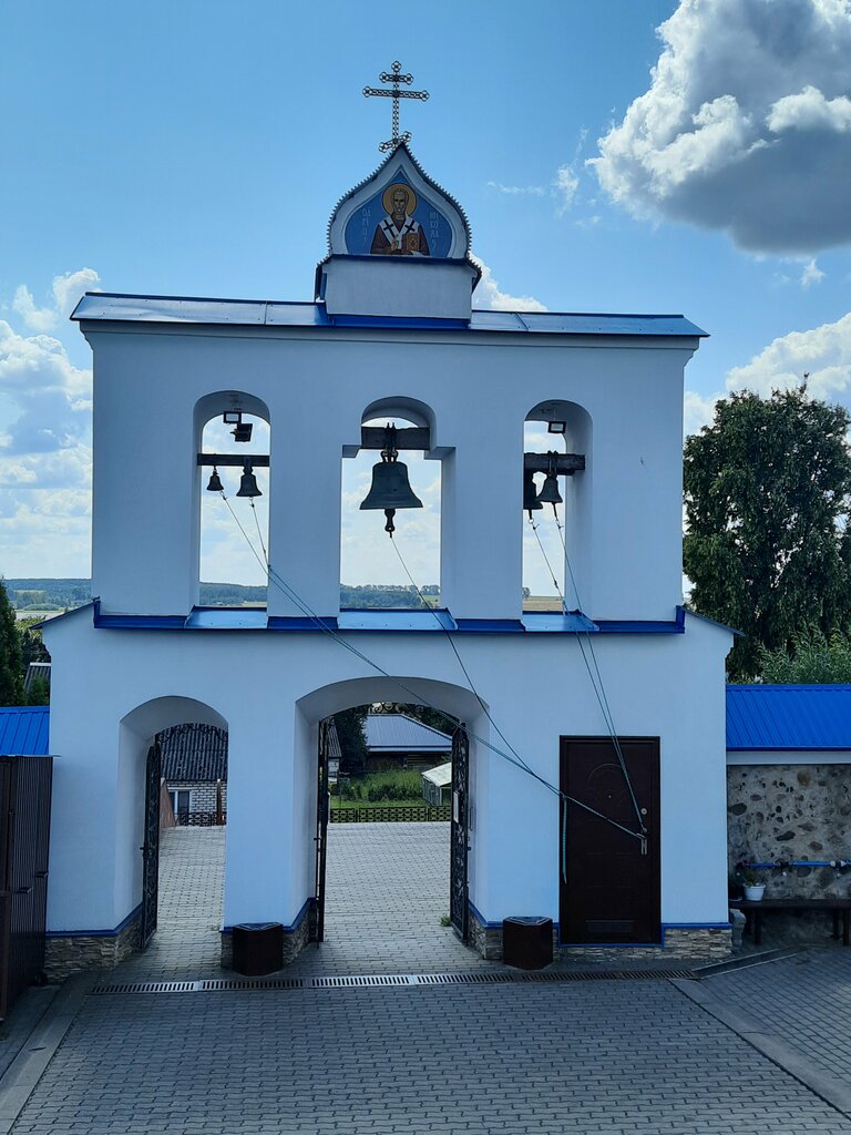 Turistik yerler Брама-колокольня и ворота, Stolbtsy, foto