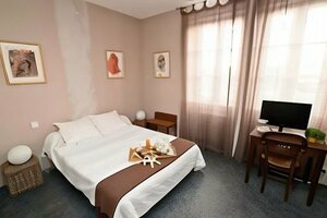 Hotel de la plage (Pays de la Loire, Loire-Atlantique, Arrondissement de Saint-Nazaire, Piriac-sur-Mer, Place du Lehn, 2), otel