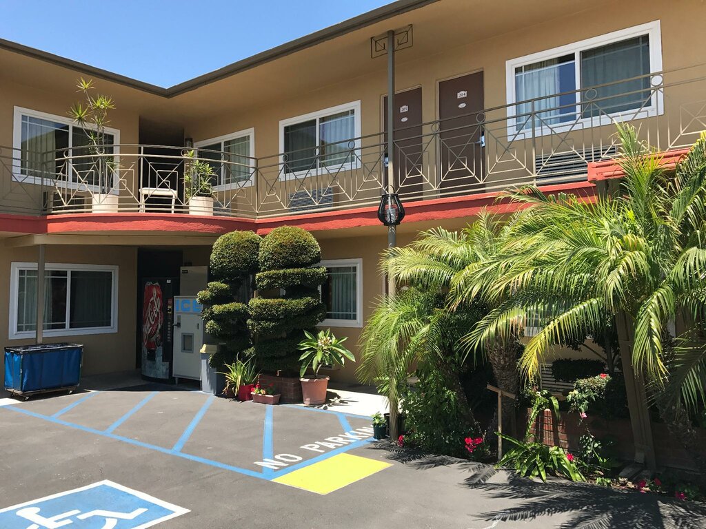 Otel Fullerton Lodge, Fullerton, foto