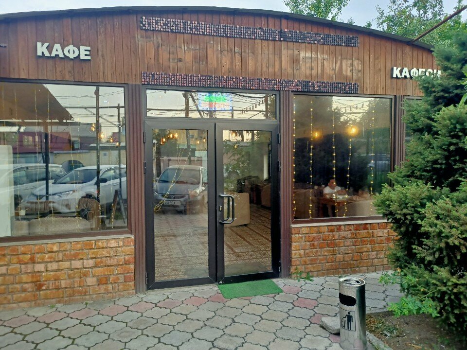 Kafe Shashlik Yard, Bişkek, foto