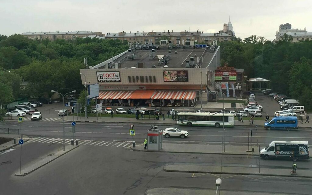 Unutulmaz olayların yeri Кинотеатр Варшава, Moskova, foto