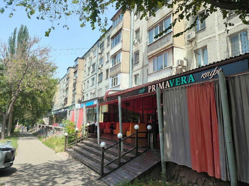 Kafe Primavera, Almatı, foto