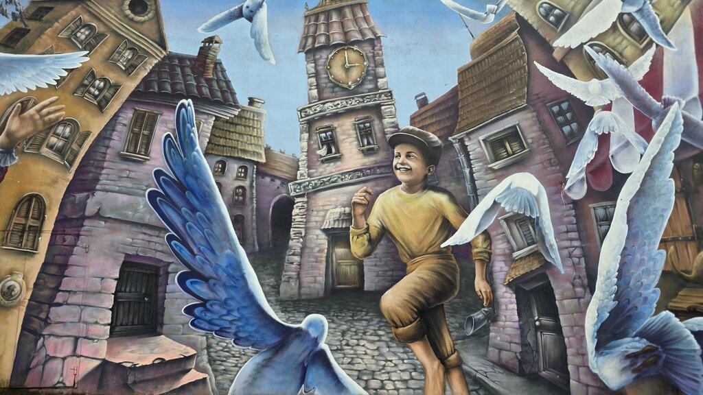 Sokak sanatı Мурал, Serpuhov, foto