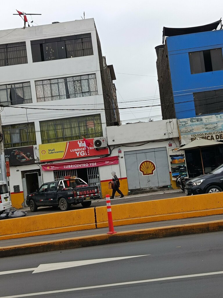 Yağlama ürünleri Lubricentro Yge, Lima, foto
