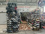 Магазин кроссовок (ulitsa Vladimira Vysotskogo No:45Гк7), spor giyim ve ayakkabı  Yekaterinburg'dan