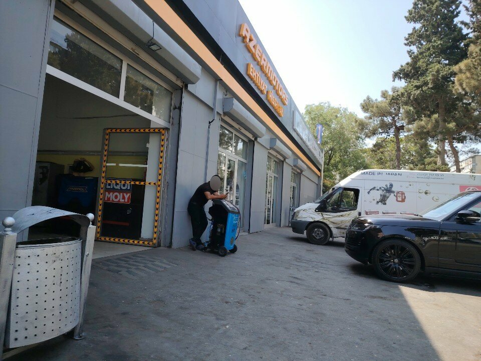 Otomobil yedek parçaları AzerMotors, Bakü, foto