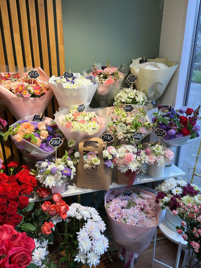 Çiçekçiler Цветы, Saint‑Petersburg, foto