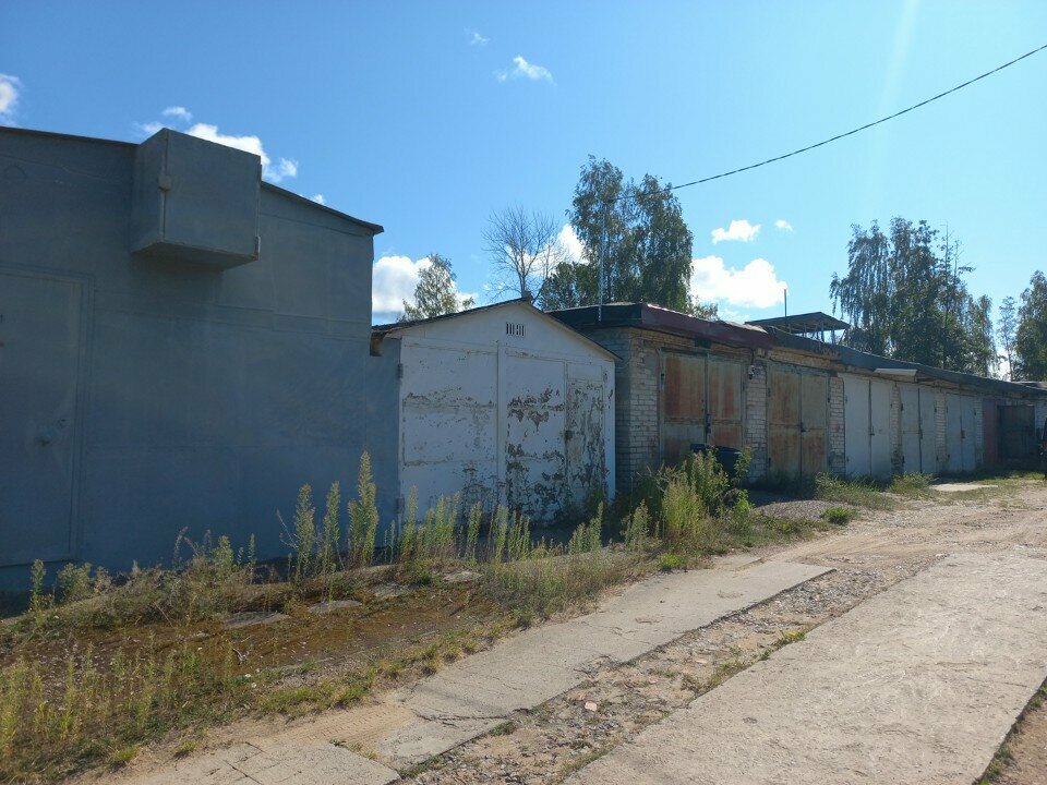 Garajlar ГК Угорь, Sosnoviy Bor, foto