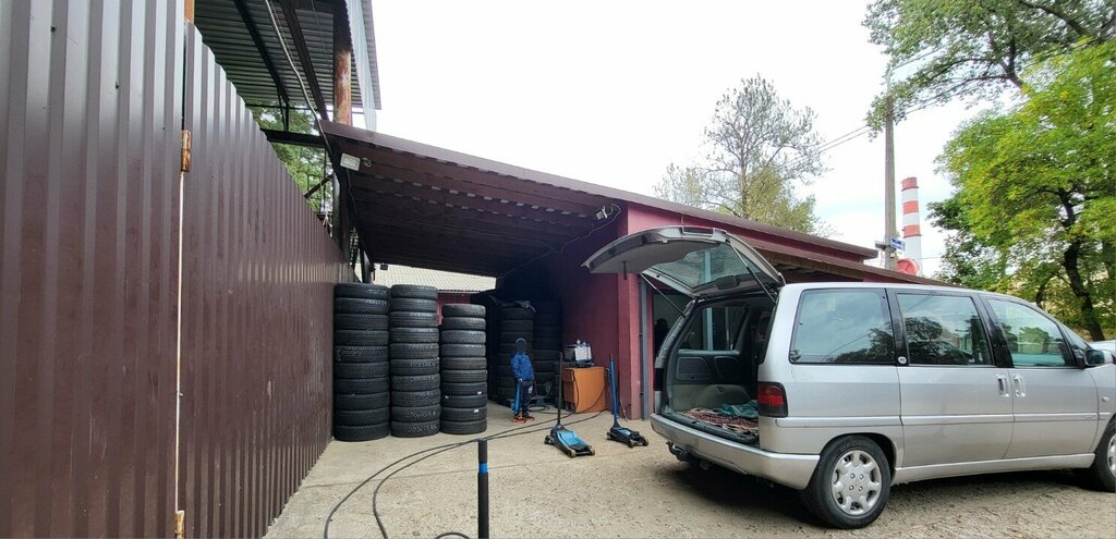 Oto lastik tamiri Tire fitting and repair, Minsk, foto