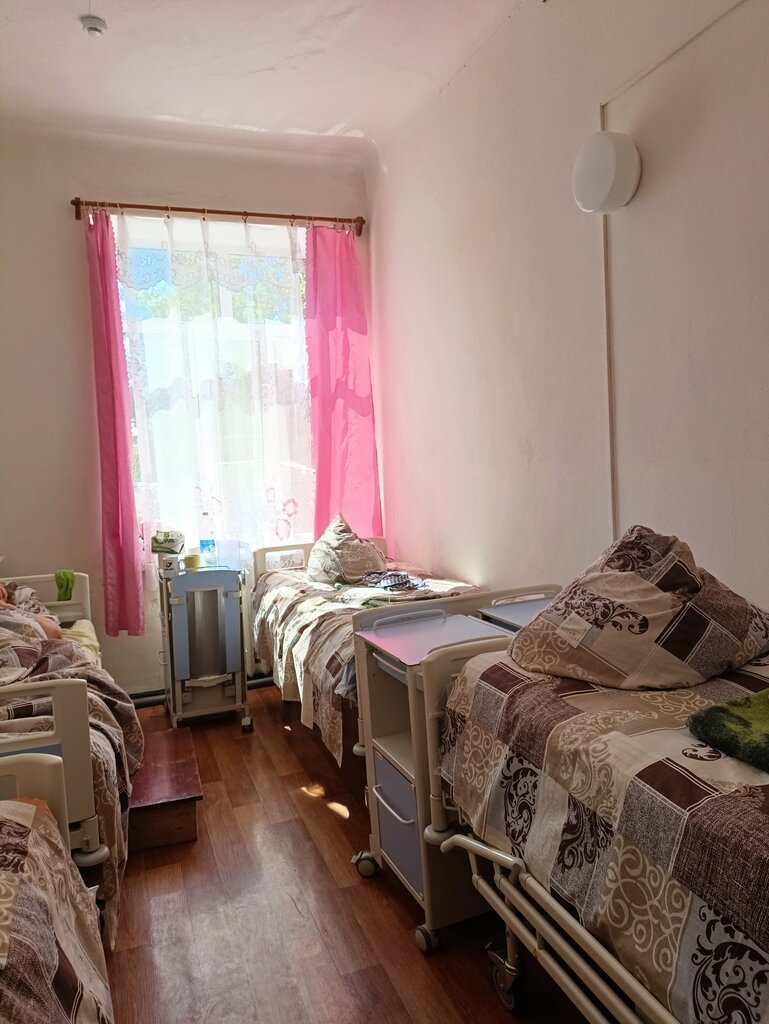 Hastaneler Dom sestrinskogo ukhoda № 1, Şahty, foto