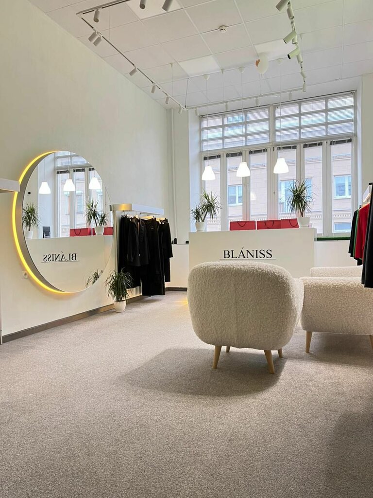 Giyim mağazası Exhale, Moskova, foto