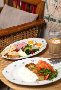 Thaiger (Suvorova Street No:118), kafe  Kaluga'dan