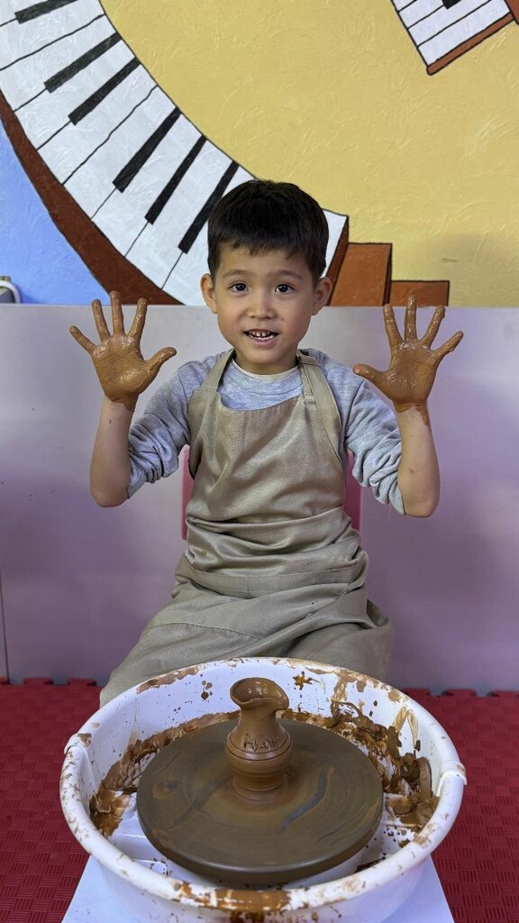 Anaokulları Satti, Almatı, foto