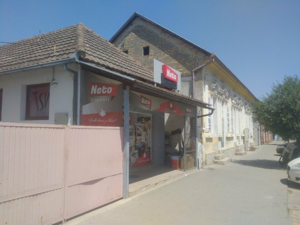 Süpermarket Neto Disconti, Güney Backa İlçesi, foto