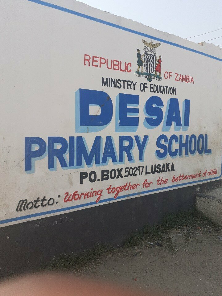 Ortaokul Desai Middle Basic School, Lusaka, foto