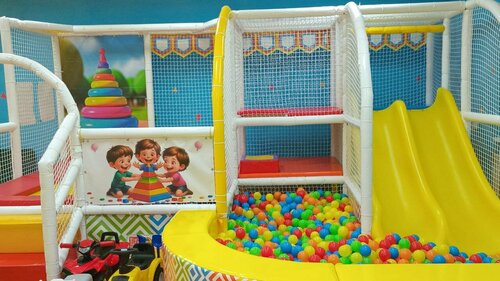 Eğlence merkezleri Пирамидка, Biryuch, foto