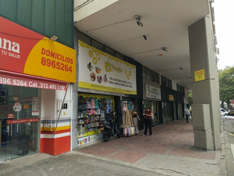 Büyük mağazalar Mix Tienda, Cali, foto