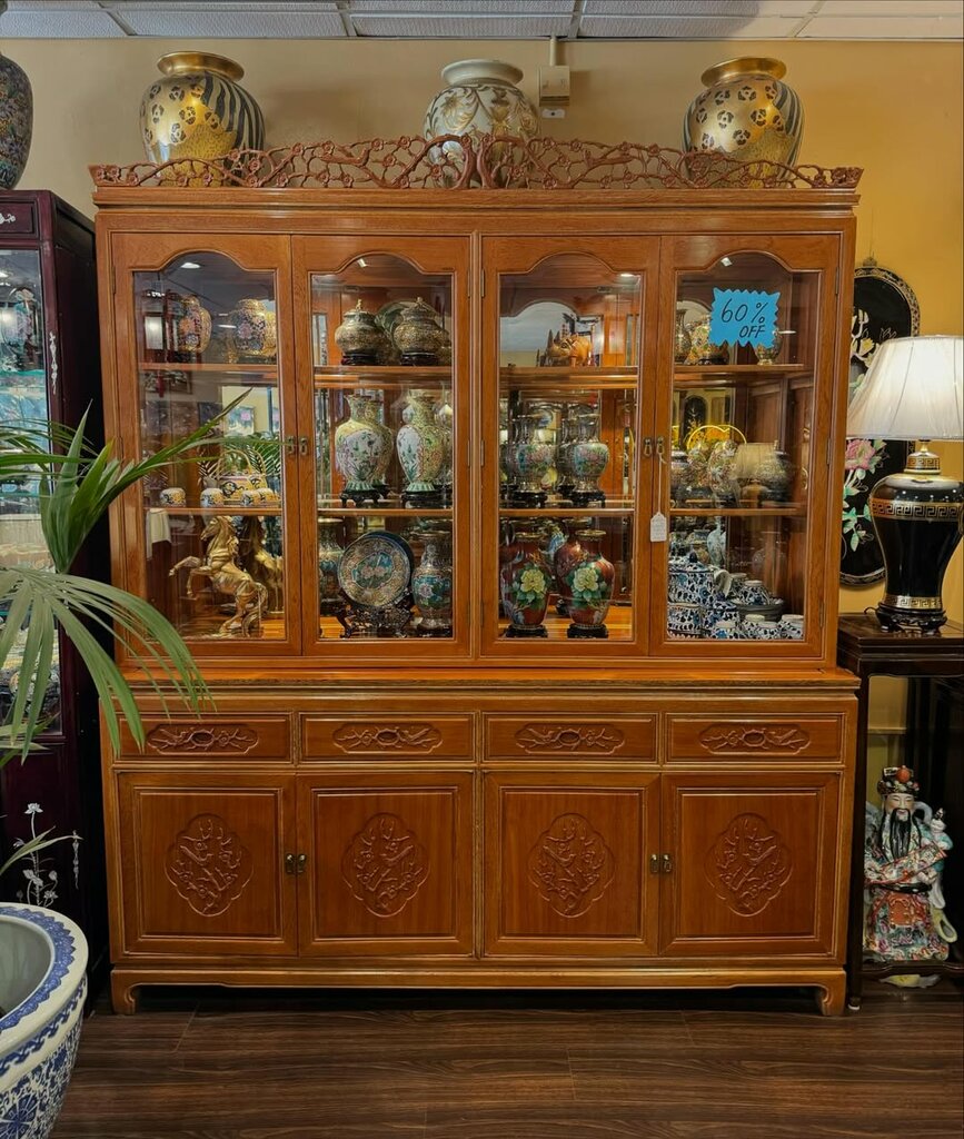 Mobilya mağazaları Nee Furnishing, Dubai, foto
