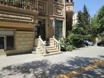 Qədirov (Hеnifе Еlеsgеrov Street No:61A), i̇ç mimarlık firmaları  Bakü'den