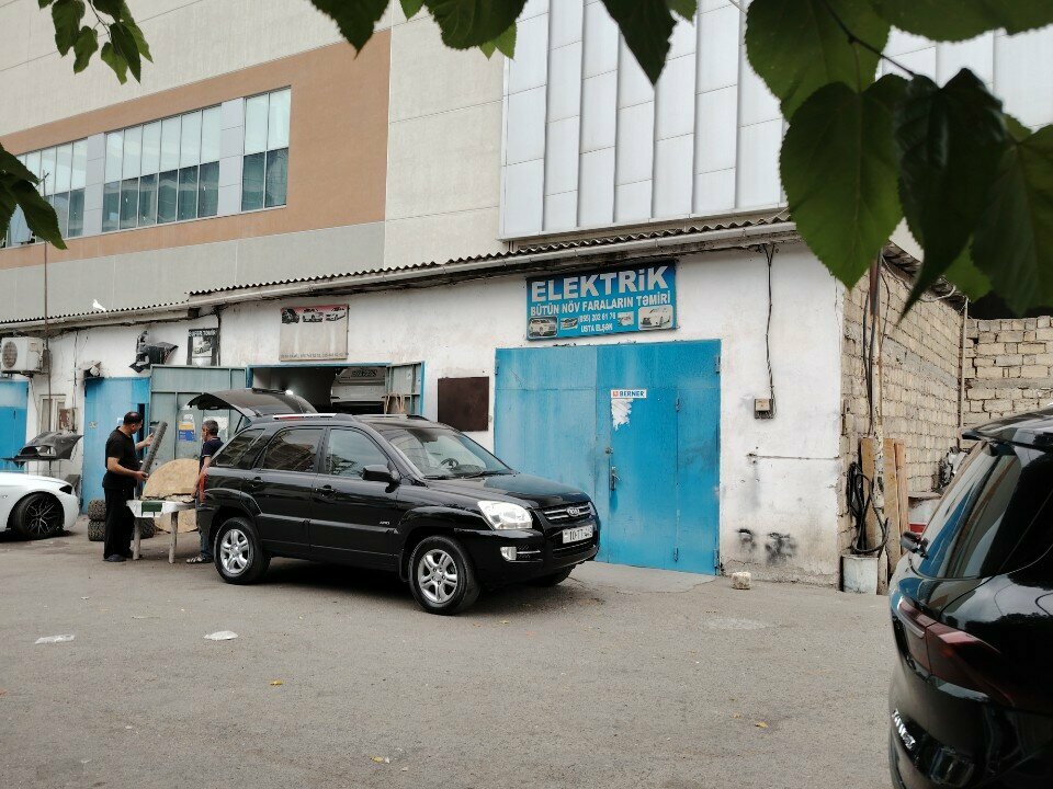 Otomobil servisi Avtomobilçi, çilingər, Bakü, foto