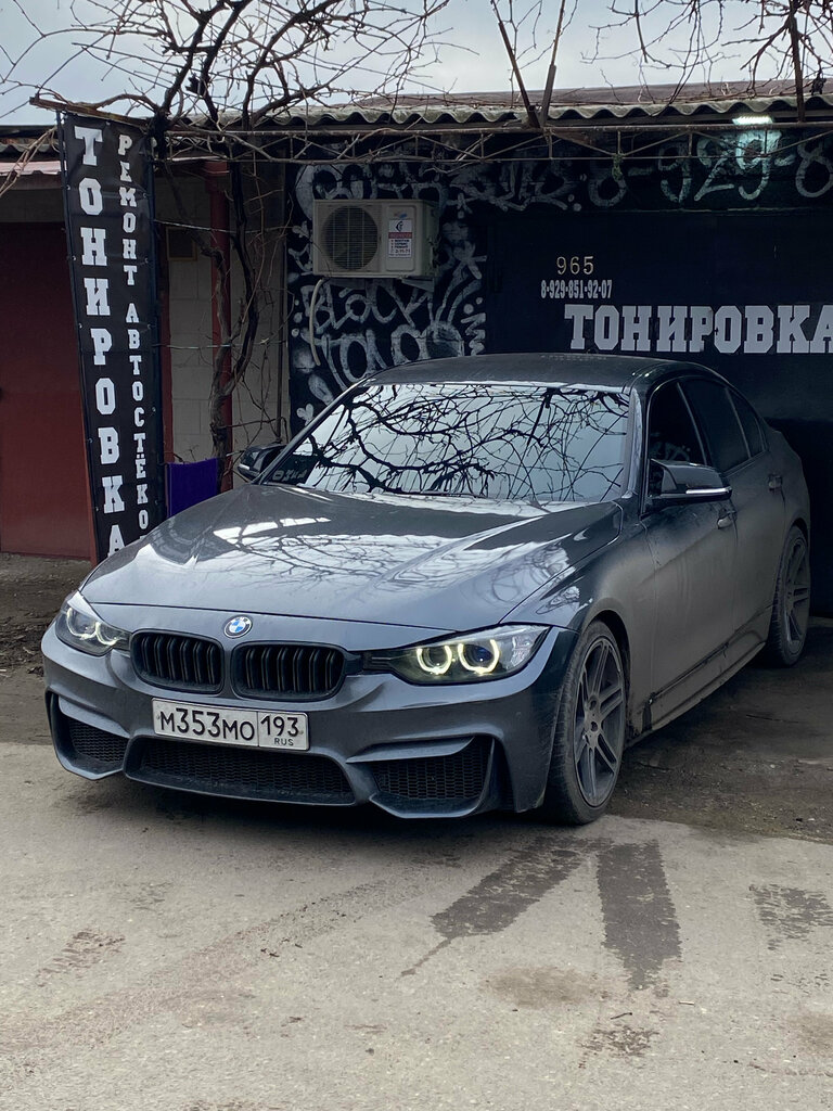 Araç camlarının renklendirilmesi BlackToneR, Yeysk, foto