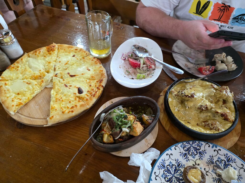 Kafe Egari Cafe, Kabuletti, foto