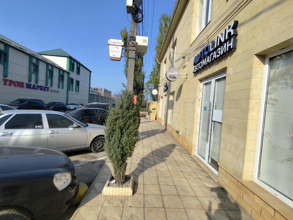Otomobil yedek parçaları AutoLink, Makhachkala, foto