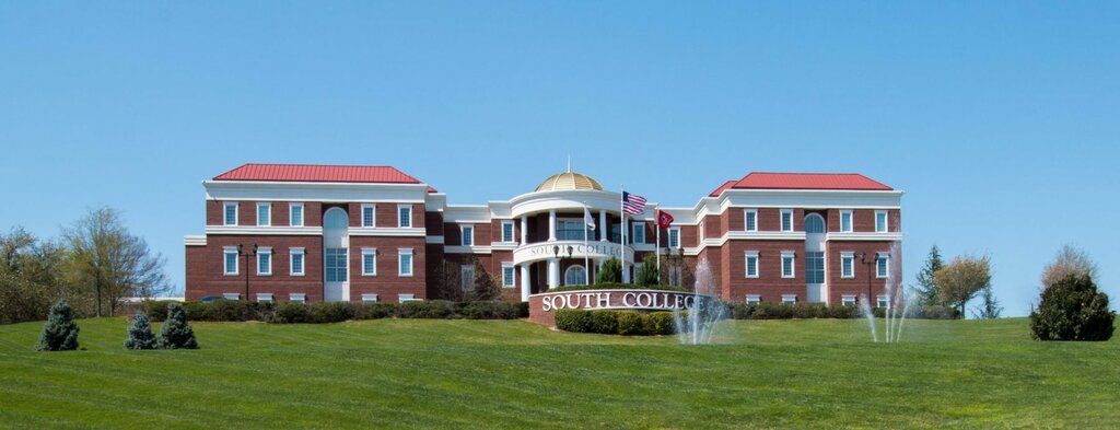 Bahçe ekipmanları ve teknolojileri Volunteer Lawn Care, Knoxville, foto