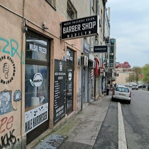 Muski Frizerski Salon Marilyn (Zeleni venac Street No:11), berberler  Belgrad'dan