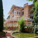 Lux (ulitsa Chkalova No:61А), konuk evi  Kislovodsk'tan