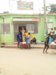 Mini mercado (Luanda Province, Municipality of Luanda, Nelito Soares), büyük mağazalar  Loanda'dan