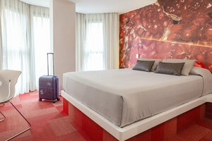 Hotel Macià Granada Five Senses Rooms & Suites (Calle Gran Vía de Colón No:23), otel  Granada'dan
