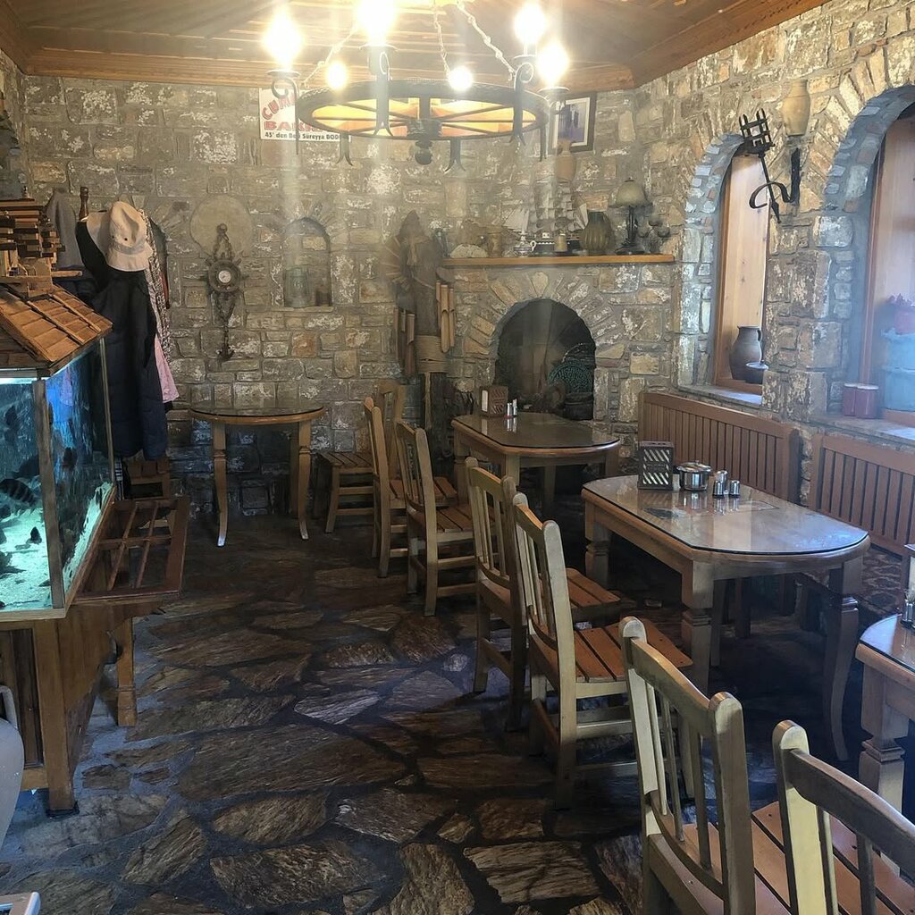 Restoran Akçapınar Tostçusu, Ula, foto