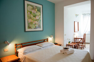 Paradise Relais Villa Janto’ (Campania, Province of Naples, Casamicciola Terme, Via Grande Sentinella), otel  Ischia'dan