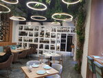 Abrau-Durso Wine & Food Baku (Сity ​​of republican subordination Baku, Sebail District, Nizami Street, 64), restoran  Bakü'den