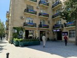 Fougasse bread & sweets (Khojaly Avenue No:3D), kafe  Bakü'den